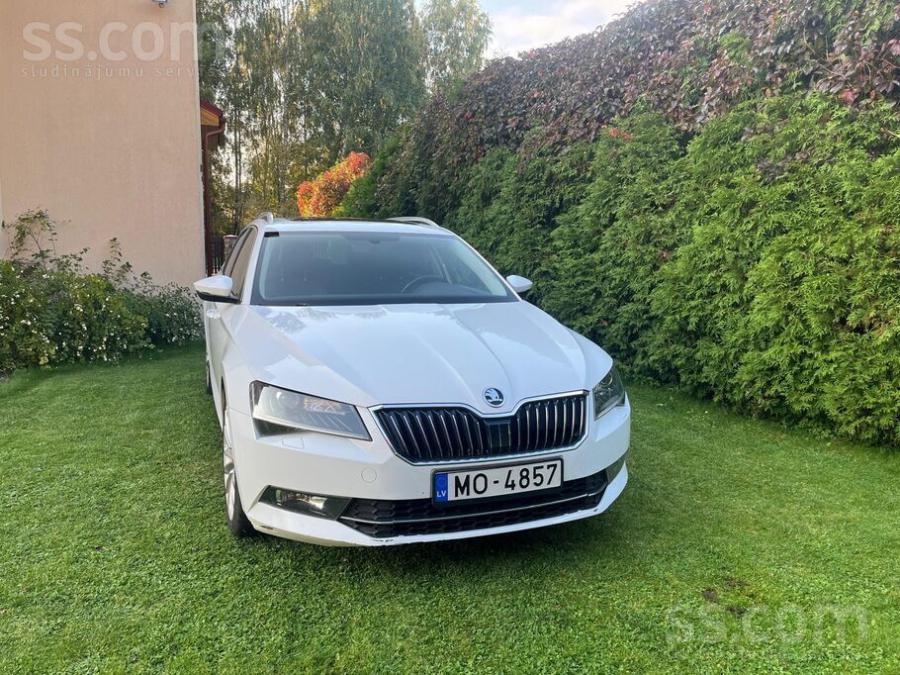 White Skoda SuperB 2016 in Riga, with an engine capacity of 2.00 L and mileage of 312 thousand km for 7300 €, photo 4 on AUTOMOTO.COM.LV
