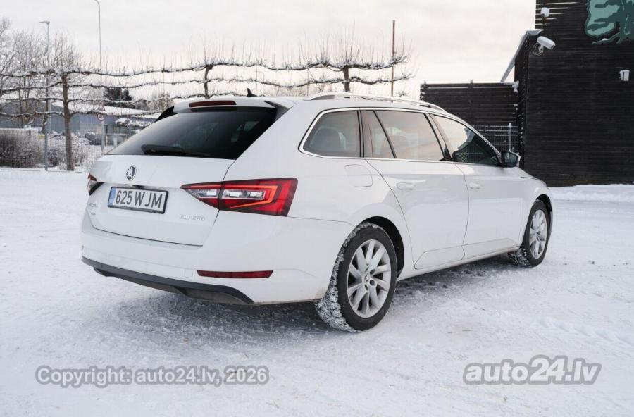 Balts Skoda SuperB 2017 Tallina, ar dzinēja tilpumu 2.00 L un nobraukumu 195 tūkst. km par 18600 €, foto 4 vietnē AUTOMOTO.COM.LV