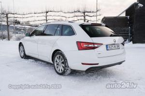 Balts Skoda SuperB 2017 Tallina, ar dzinēja tilpumu 2.00 L un nobraukumu 195 tūkst. km par 18600 €, foto 6 vietnē AUTOMOTO.COM.LV