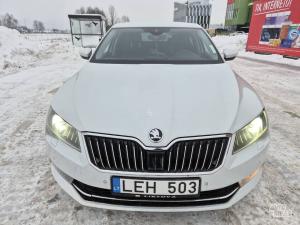 White Skoda SuperB 2017 in Vilnius, with an engine capacity of 2.00 L and mileage of 291 thousand km for 11300 €, photo 3 on AUTOMOTO.COM.LV