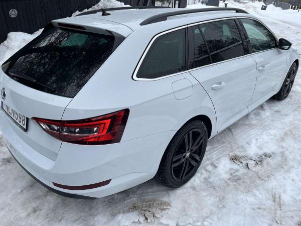 Balts Skoda SuperB 2017 Viļņa, ar dzinēja tilpumu 1.60 L un nobraukumu 291 tūkst. km par 9450 €, foto 2 vietnē AUTOMOTO.COM.LV