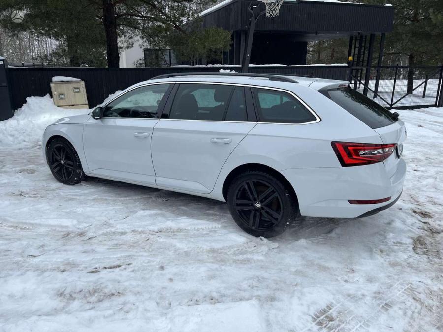 Balts Skoda SuperB 2017 Viļņa, ar dzinēja tilpumu 1.60 L un nobraukumu 291 tūkst. km par 9450 €, foto 8 vietnē AUTOMOTO.COM.LV