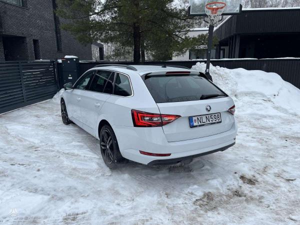 Balts Skoda SuperB 2017 Viļņa, ar dzinēja tilpumu 1.60 L un nobraukumu 291 tūkst. km par 9450 €, foto 9 vietnē AUTOMOTO.COM.LV
