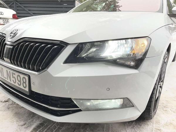 White Skoda SuperB 2017 in Vilnius, with an engine capacity of 1.60 L and mileage of 291 thousand km for 9450 €, photo 11 on AUTOMOTO.COM.LV
