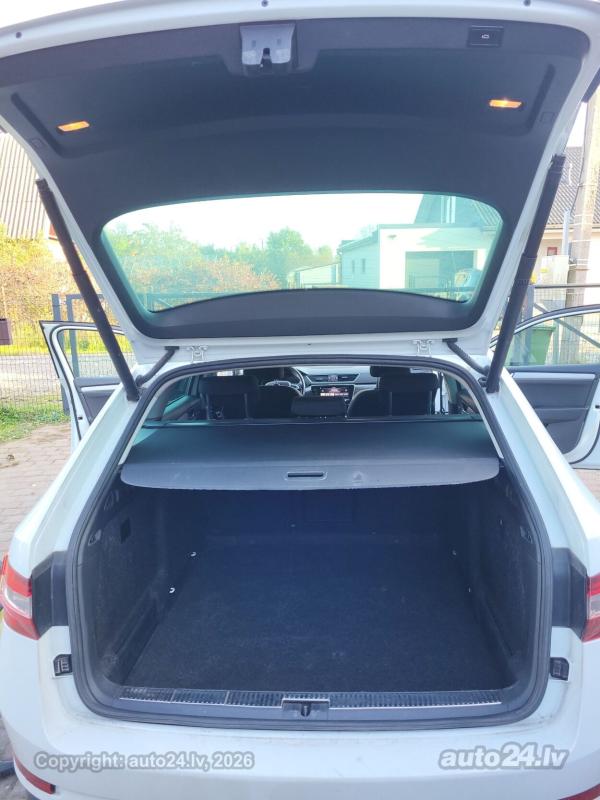 Balts Skoda SuperB 2017 Tallina, ar dzinēja tilpumu 2.00 L un nobraukumu 390 tūkst. km par 9999 €, foto 11 vietnē AUTOMOTO.COM.LV
