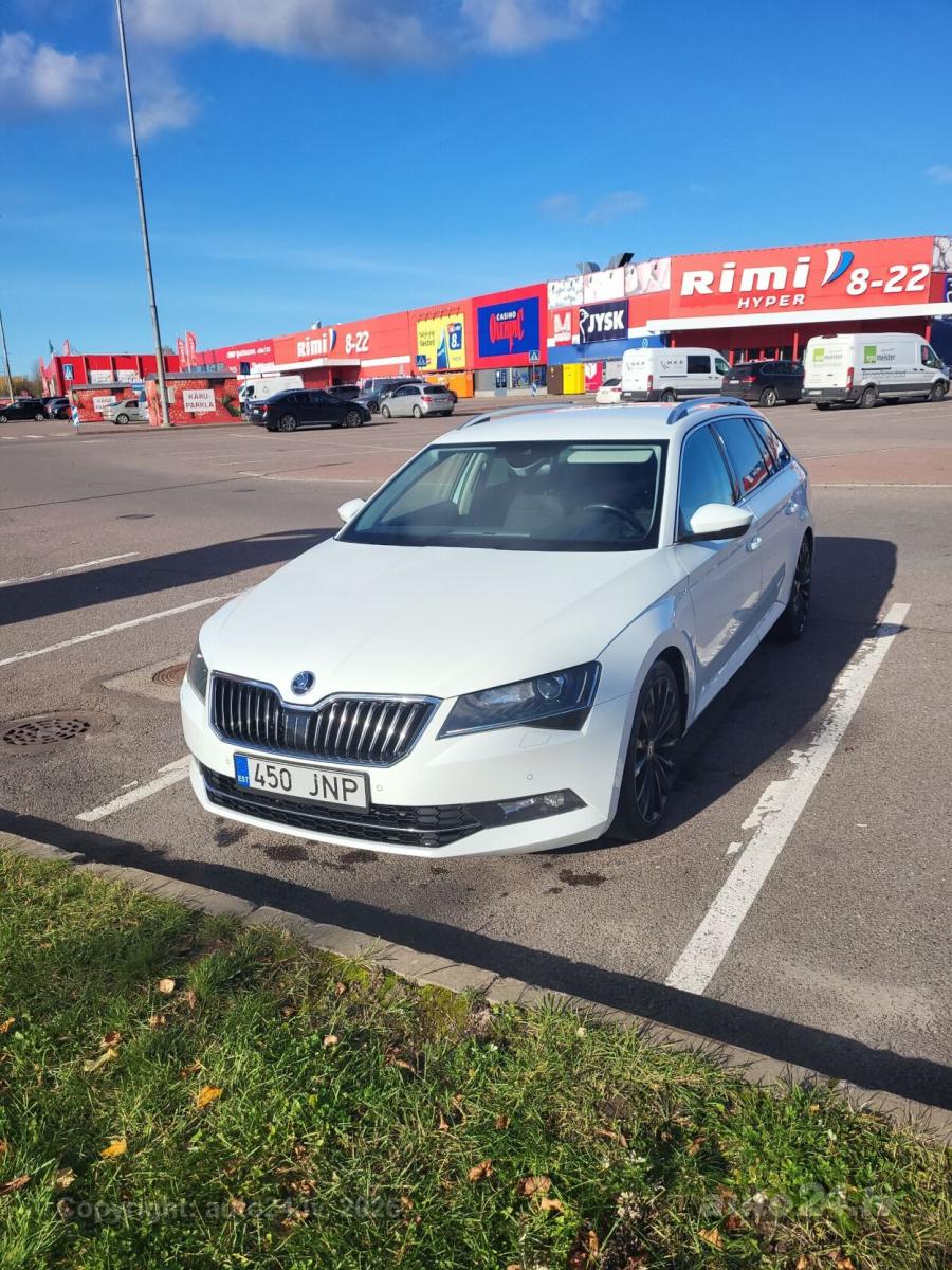 White Skoda SuperB 2017 in Tallinn, with an engine capacity of 2.00 L and mileage of 390 thousand km for 9999 €, photo 13 on AUTOMOTO.COM.LV
