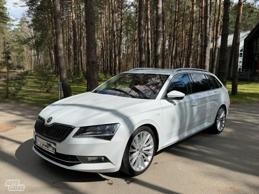 White Skoda SuperB 2017 in Vilnius, with an engine capacity of 2.00 L and mileage of 220 thousand km for 15990 €, photo 5 on AUTOMOTO.COM.LV