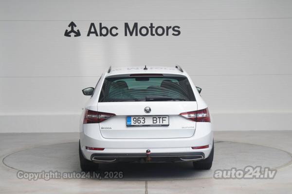 White Skoda SuperB 2017 in Tallinn, with an engine capacity of 1.80 L and mileage of 204 thousand km for 11990 €, photo 5 on AUTOMOTO.COM.LV