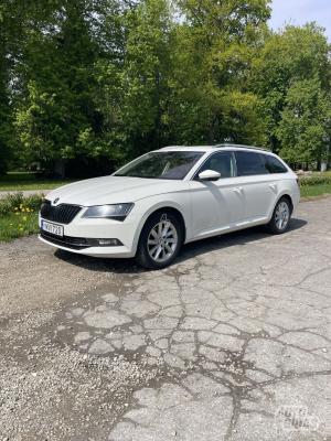 Balts Skoda SuperB 2017 Biržai, ar dzinēja tilpumu 1.60 L un nobraukumu 495 tūkst. km par 65000 €, foto  vietnē AUTOMOTO.COM.LV