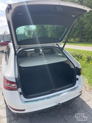 Balts Skoda SuperB 2017 Biržai, ar dzinēja tilpumu 1.60 L un nobraukumu 495 tūkst. km par 65000 €, foto 17 vietnē AUTOMOTO.COM.LV