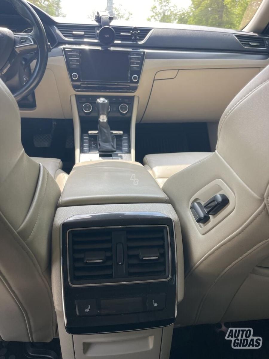 Balts Skoda SuperB 2017 Biržai, ar dzinēja tilpumu 1.60 L un nobraukumu 495 tūkst. km par 65000 €, foto 21 vietnē AUTOMOTO.COM.LV
