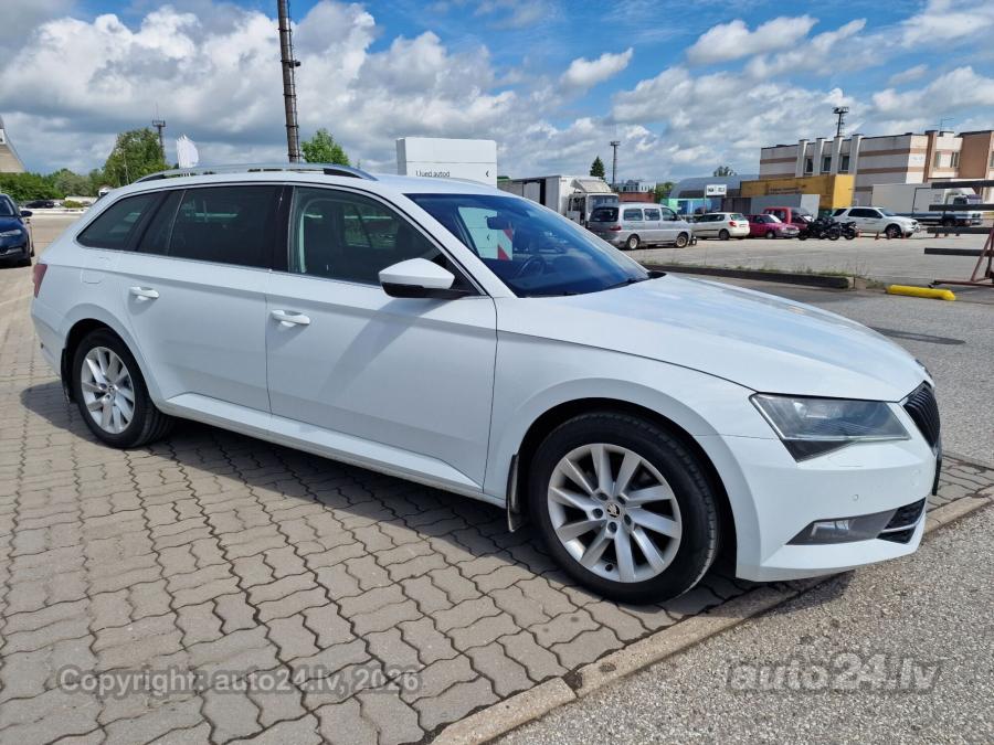 White Skoda SuperB 2017 in Tartu, with an engine capacity of 2.00 L and mileage of 301 thousand km for 12000 €, photo 7 on AUTOMOTO.COM.LV