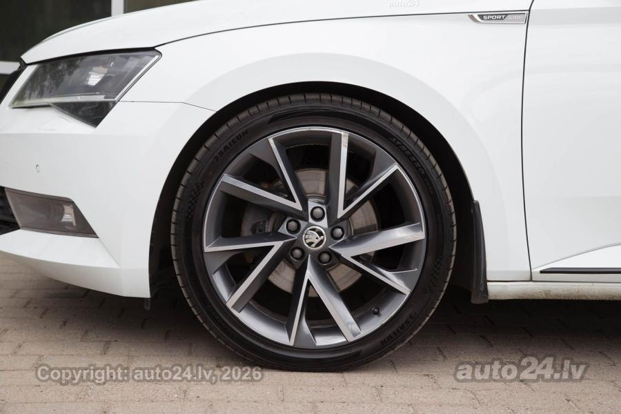 White Skoda SuperB 2017 in Tallinn, with an engine capacity of 2.00 L and mileage of 198 thousand km for 13990 €, photo 26 on AUTOMOTO.COM.LV