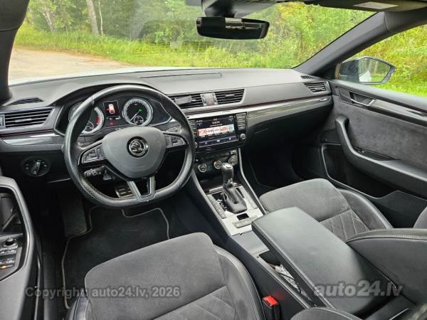 Balts Skoda SuperB 2017 Tiri, ar dzinēja tilpumu 2.00 L un nobraukumu 200 tūkst. km par 18000 €, foto 8 vietnē AUTOMOTO.COM.LV
