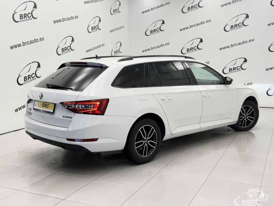 Balts Skoda SuperB 2017 Avižieniai, ar dzinēja tilpumu 1.60 L un nobraukumu 260 tūkst. km par 10900 €, foto 3 vietnē AUTOMOTO.COM.LV