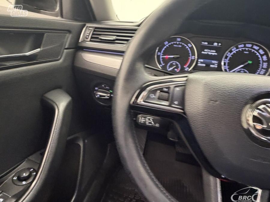Balts Skoda SuperB 2017 Avižieniai, ar dzinēja tilpumu 1.60 L un nobraukumu 260 tūkst. km par 10900 €, foto 31 vietnē AUTOMOTO.COM.LV