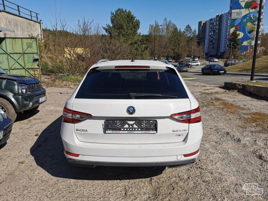 White Skoda SuperB 2017 in Vilnius, with an engine capacity of 2.00 L and mileage of 462 thousand km for 7500 €, photo 6 on AUTOMOTO.COM.LV