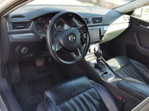 White Skoda SuperB 2017 in Vilnius, with an engine capacity of 2.00 L and mileage of 462 thousand km for 7500 €, photo 8 on AUTOMOTO.COM.LV