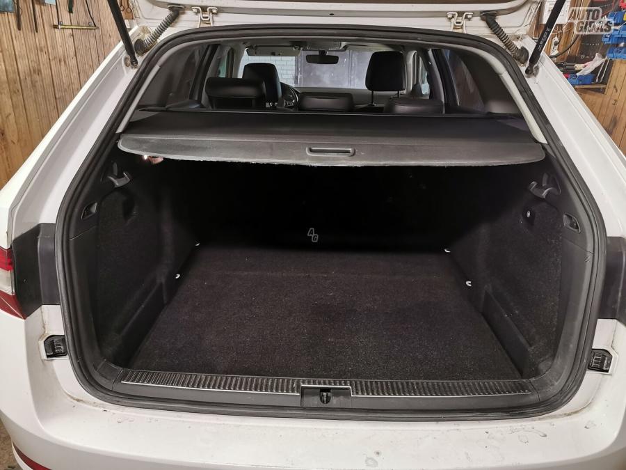 White Skoda SuperB 2017 in Vilnius, with an engine capacity of 2.00 L and mileage of 462 thousand km for 7500 €, photo 10 on AUTOMOTO.COM.LV