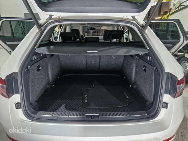White Skoda SuperB 2017 in Keila, with an engine capacity of 0.00 L and mileage of 209 thousand km for 14200 €, photo 10 on AUTOMOTO.COM.LV