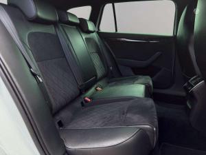 White Skoda SuperB 2017 in Kaunas, with an engine capacity of 2.00 L and mileage of 282 thousand km for 13999 €, photo 10 on AUTOMOTO.COM.LV
