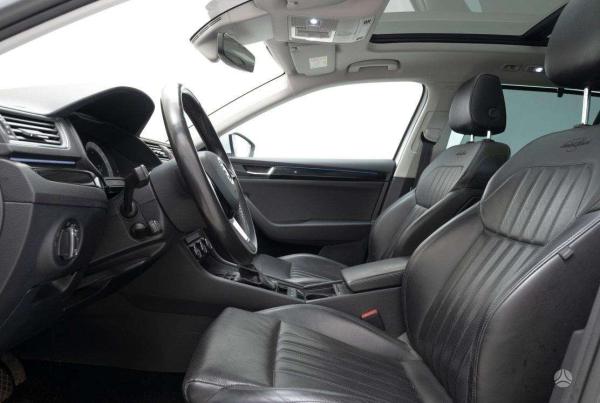 Balts Skoda SuperB 2017 Viļņa, ar dzinēja tilpumu 1.97 L un nobraukumu 168 tūkst. km par 14950 €, foto 3 vietnē AUTOMOTO.COM.LV