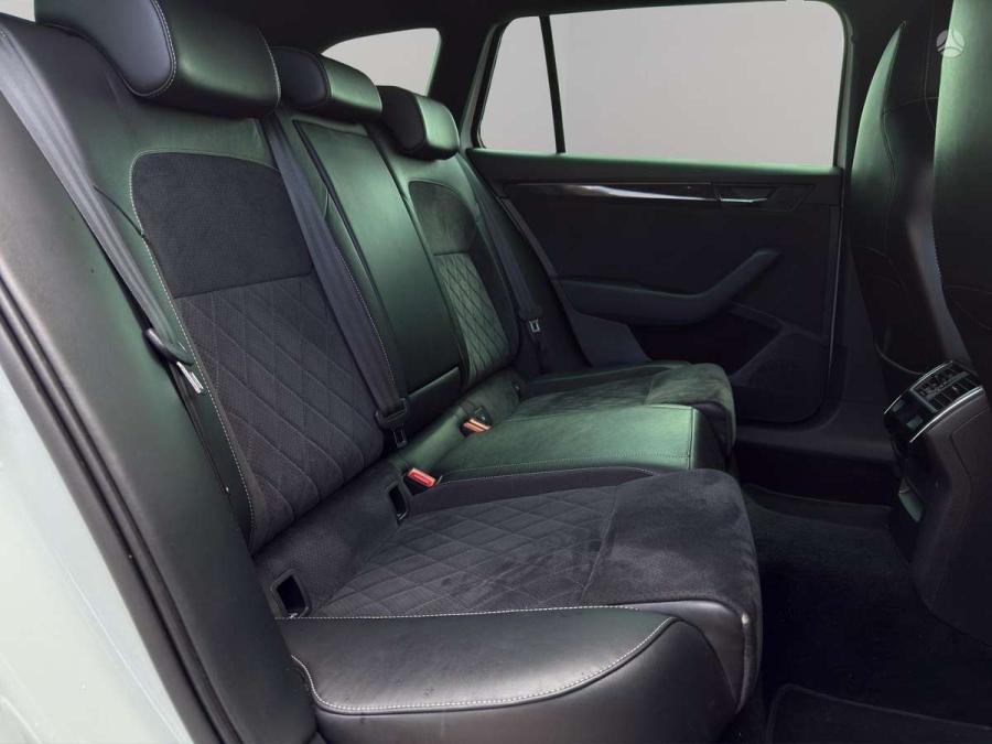 Balts Skoda SuperB 2017 Kauņa, ar dzinēja tilpumu 2.00 L un nobraukumu 282 tūkst. km par 13999 €, foto 10 vietnē AUTOMOTO.COM.LV
