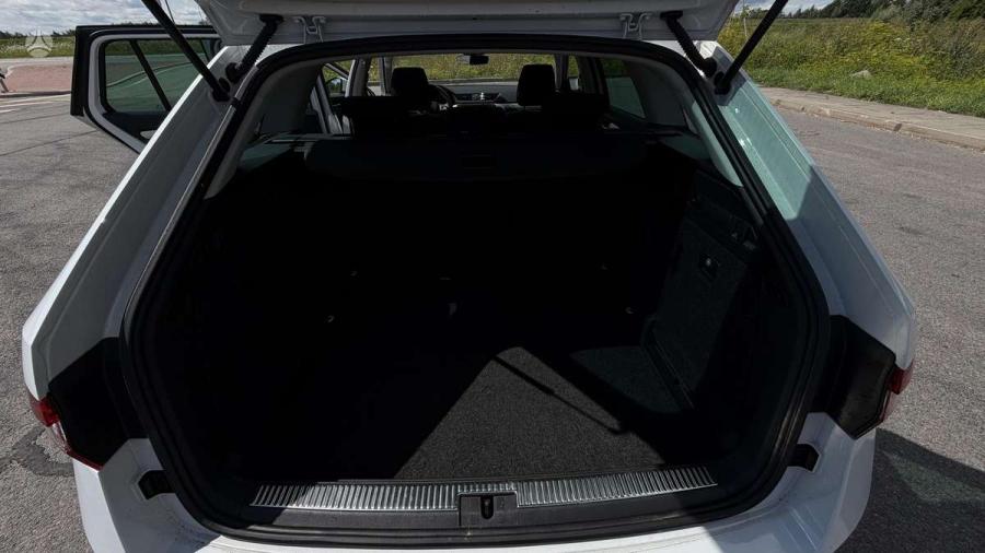 White Skoda SuperB 2017 in Panevezys, with an engine capacity of 1.97 L and mileage of 300 thousand km for 11200 €, photo 11 on AUTOMOTO.COM.LV
