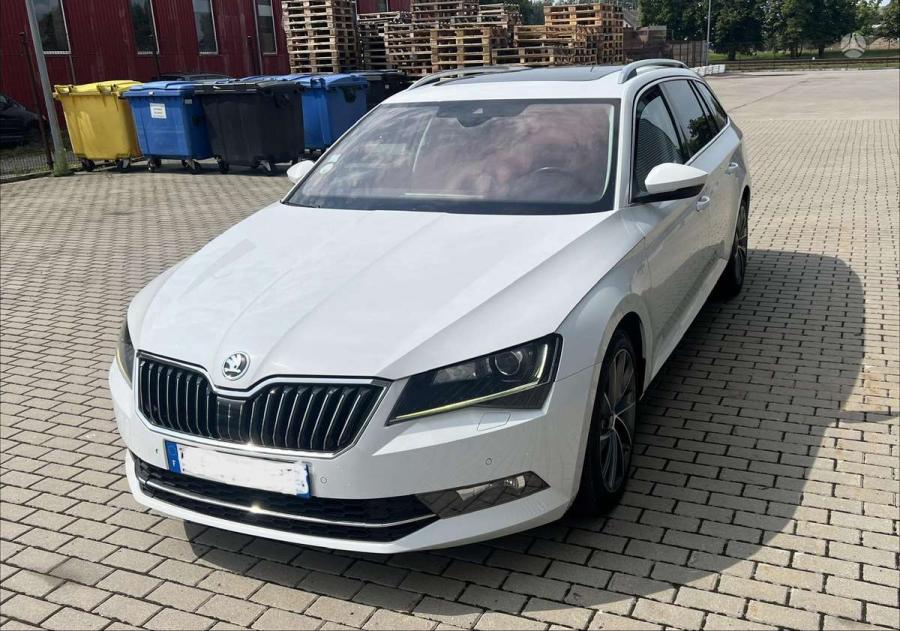 Balts Skoda SuperB 2017 Tauragė, ar dzinēja tilpumu 1.97 L un nobraukumu 268 tūkst. km par 12600 €, foto 4 vietnē AUTOMOTO.COM.LV