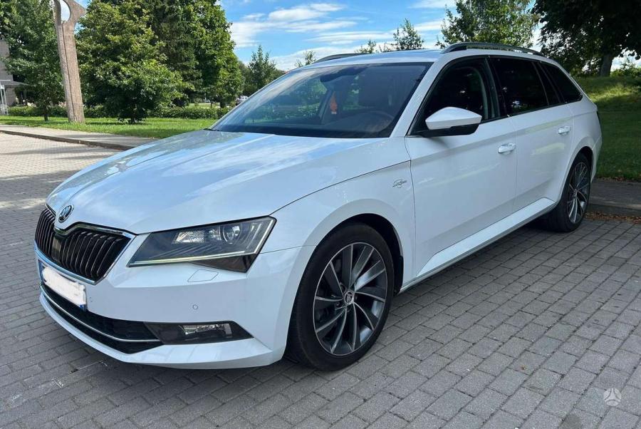 White Skoda SuperB 2017 in Taurage, with an engine capacity of 1.97 L and mileage of 268 thousand km for 12500 €, photo 1 on AUTOMOTO.COM.LV