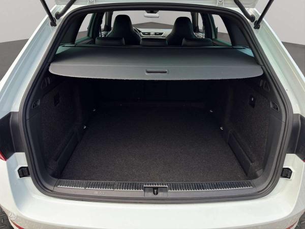 White Skoda SuperB 2017 in Kaunas, with an engine capacity of 2.00 L and mileage of 282 thousand km for 13299 €, photo 10 on AUTOMOTO.COM.LV
