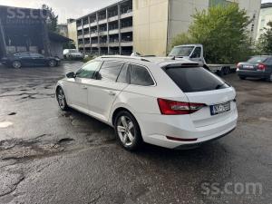 White Skoda SuperB 2017 in Riga, with an engine capacity of 2.00 L and mileage of 0 thousand km for 6500 €, photo 5 on AUTOMOTO.COM.LV