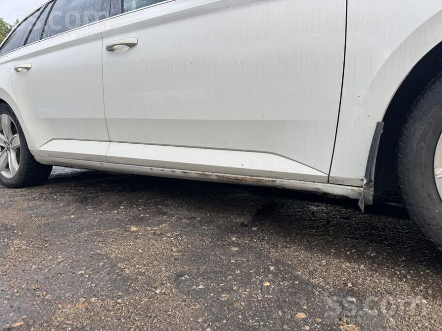 White Skoda SuperB 2017 in Riga, with an engine capacity of 2.00 L and mileage of 0 thousand km for 6500 €, photo 6 on AUTOMOTO.COM.LV