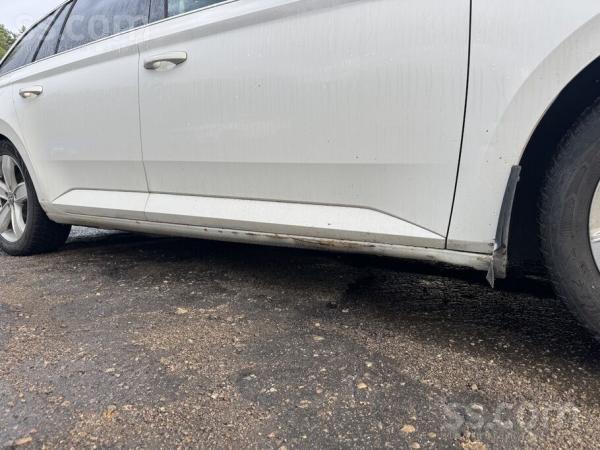 Balts Skoda SuperB 2017 Rīga, ar dzinēja tilpumu 2.00 L un nobraukumu 0 tūkst. km par 6500 €, foto 10 vietnē AUTOMOTO.COM.LV