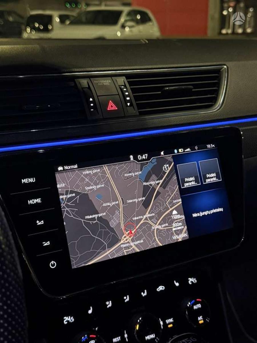 White Skoda SuperB 2017 in Vilnius, with an engine capacity of 1.97 L and mileage of 340 thousand km for 11700 €, photo 13 on AUTOMOTO.COM.LV