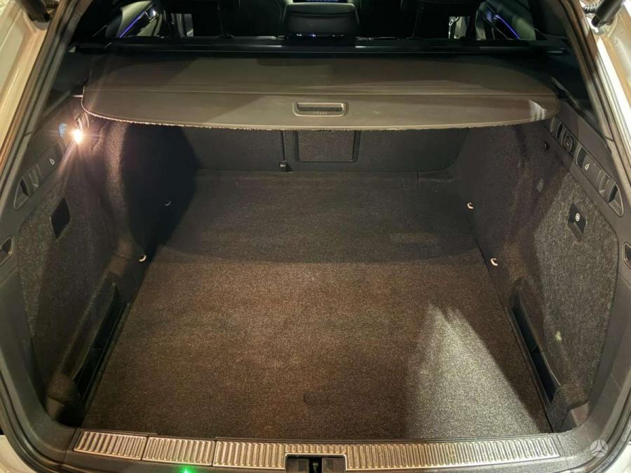 White Skoda SuperB 2017 in Vilnius, with an engine capacity of 1.97 L and mileage of 340 thousand km for 11700 €, photo 19 on AUTOMOTO.COM.LV