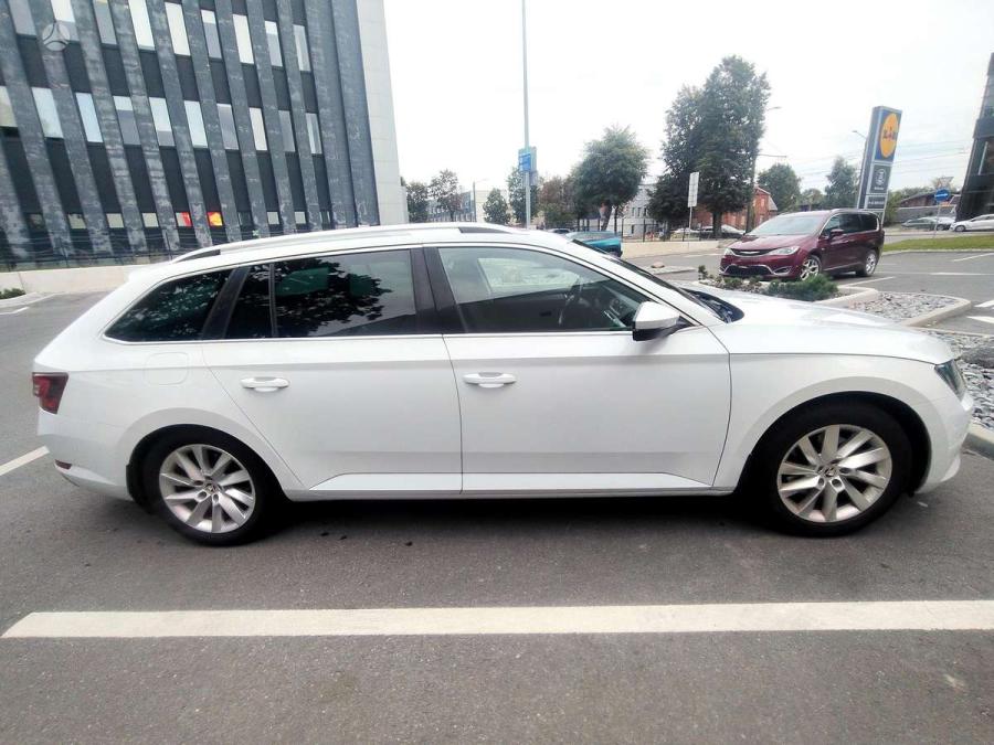 White Skoda SuperB 2017 in Kaunas, with an engine capacity of 1.40 L and mileage of 229 thousand km for 12800 €, photo 4 on AUTOMOTO.COM.LV
