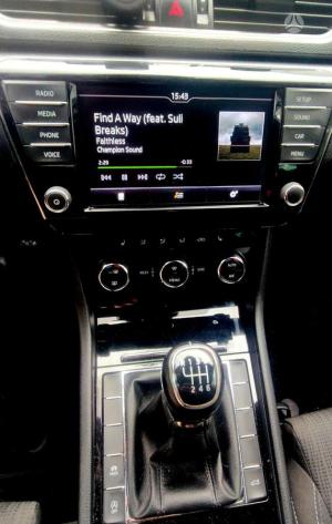 White Skoda SuperB 2017 in Kaunas, with an engine capacity of 1.40 L and mileage of 229 thousand km for 12800 €, photo 8 on AUTOMOTO.COM.LV