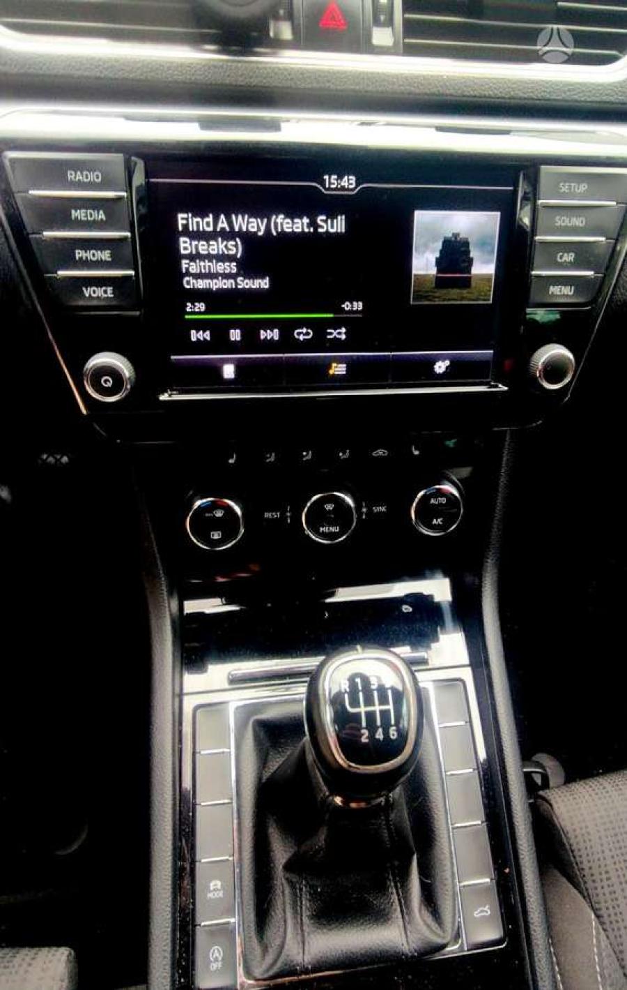 White Skoda SuperB 2017 in Kaunas, with an engine capacity of 1.40 L and mileage of 229 thousand km for 12800 €, photo 8 on AUTOMOTO.COM.LV