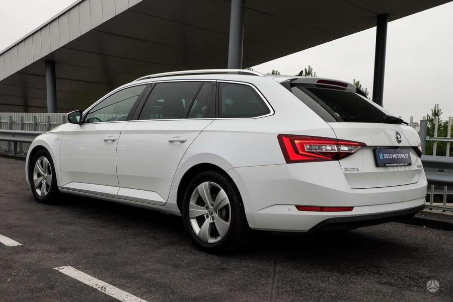 Balts Skoda SuperB 2017 Viļņa, ar dzinēja tilpumu 1.97 L un nobraukumu 170 tūkst. km par 14750 €, foto 4 vietnē AUTOMOTO.COM.LV