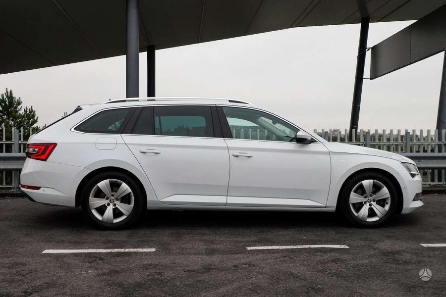 Balts Skoda SuperB 2017 Viļņa, ar dzinēja tilpumu 1.97 L un nobraukumu 170 tūkst. km par 14750 €, foto 8 vietnē AUTOMOTO.COM.LV