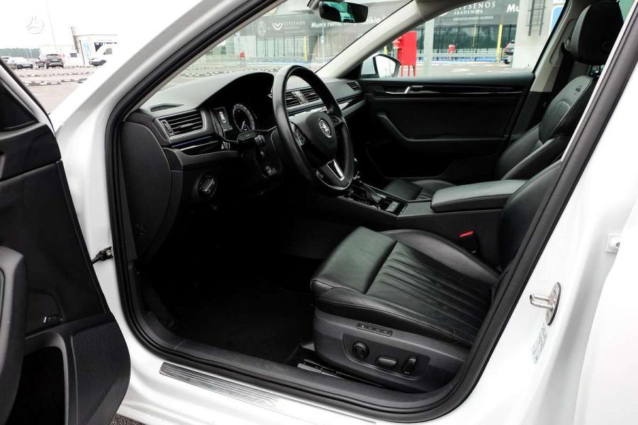 Balts Skoda SuperB 2017 Viļņa, ar dzinēja tilpumu 1.97 L un nobraukumu 170 tūkst. km par 14750 €, foto 14 vietnē AUTOMOTO.COM.LV