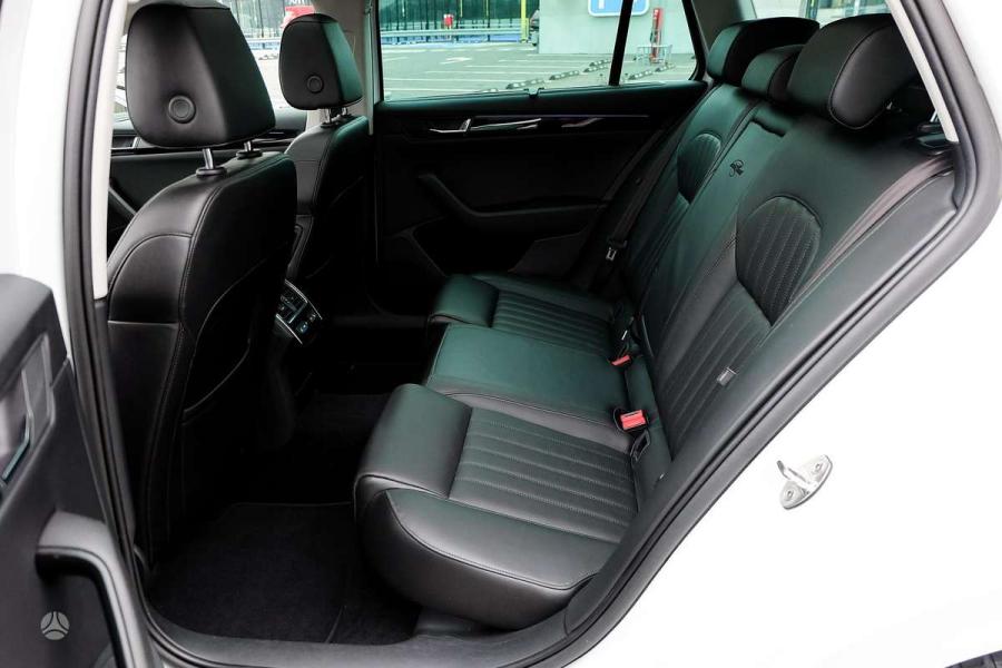 Balts Skoda SuperB 2017 Viļņa, ar dzinēja tilpumu 1.97 L un nobraukumu 170 tūkst. km par 14750 €, foto 17 vietnē AUTOMOTO.COM.LV