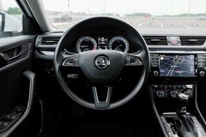 Balts Skoda SuperB 2017 Viļņa, ar dzinēja tilpumu 1.97 L un nobraukumu 170 tūkst. km par 14750 €, foto 25 vietnē AUTOMOTO.COM.LV