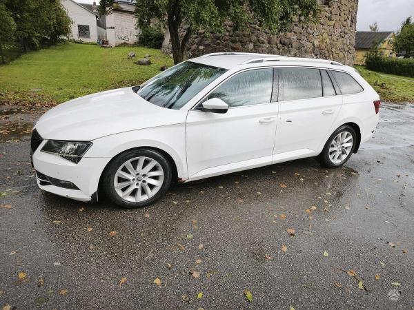 White Skoda SuperB 2017 in Kupiskis, with an engine capacity of 1.97 L and mileage of 293 thousand km for 6000 €, photo 1 on AUTOMOTO.COM.LV