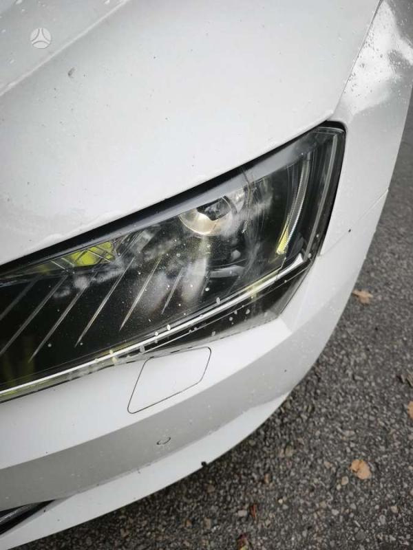 White Skoda SuperB 2017 in Kupiskis, with an engine capacity of 1.97 L and mileage of 293 thousand km for 6000 €, photo 8 on AUTOMOTO.COM.LV