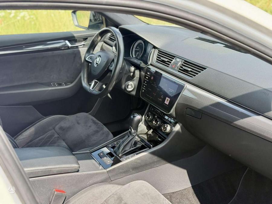 Balts Skoda SuperB 2017 Šauļi, ar dzinēja tilpumu 1.97 L un nobraukumu 229 tūkst. km par 14000 €, foto 13 vietnē AUTOMOTO.COM.LV