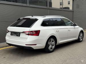 Balts Skoda SuperB 2017 Viļņa, ar dzinēja tilpumu 1.97 L un nobraukumu 290 tūkst. km par 6999 €, foto 5 vietnē AUTOMOTO.COM.LV