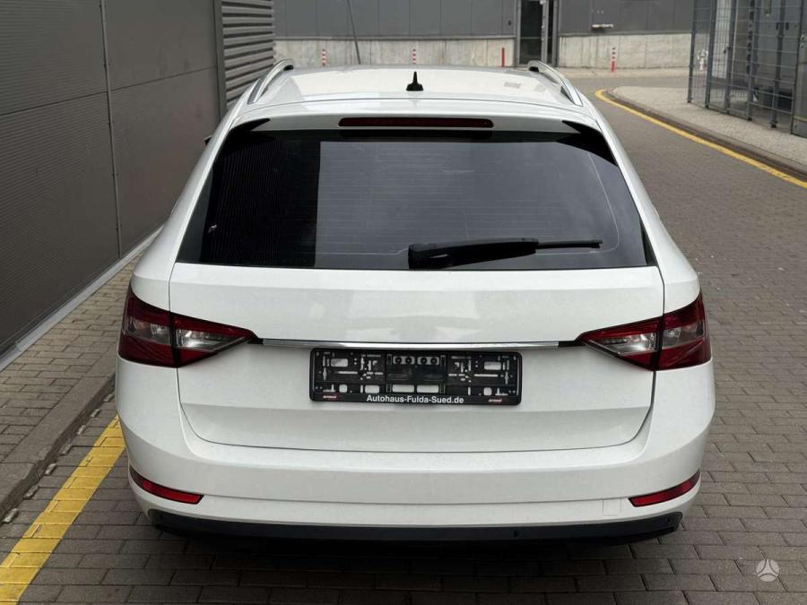 Balts Skoda SuperB 2017 Viļņa, ar dzinēja tilpumu 1.97 L un nobraukumu 290 tūkst. km par 6999 €, foto 7 vietnē AUTOMOTO.COM.LV