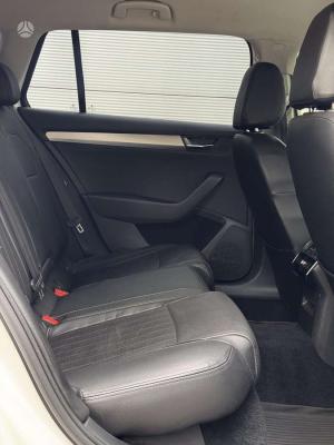 Balts Skoda SuperB 2017 Viļņa, ar dzinēja tilpumu 1.97 L un nobraukumu 290 tūkst. km par 6999 €, foto 24 vietnē AUTOMOTO.COM.LV